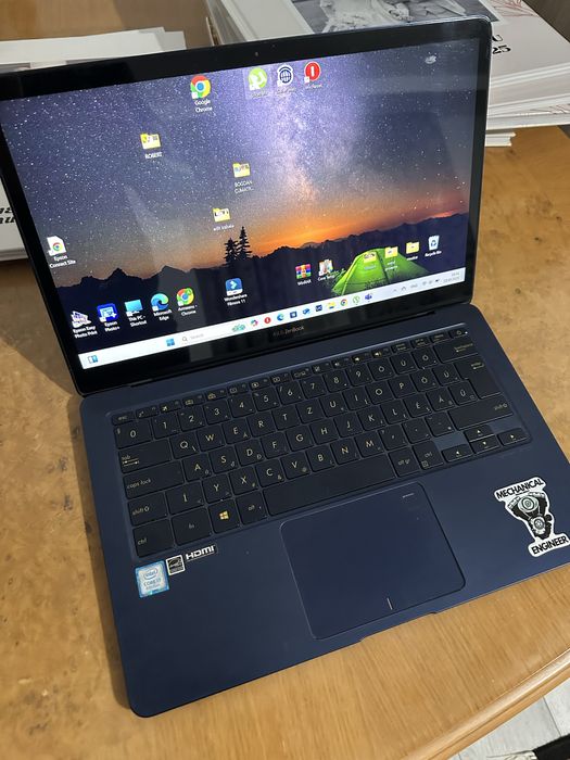 Laptop asus UX490u Concesti • OLX.ro