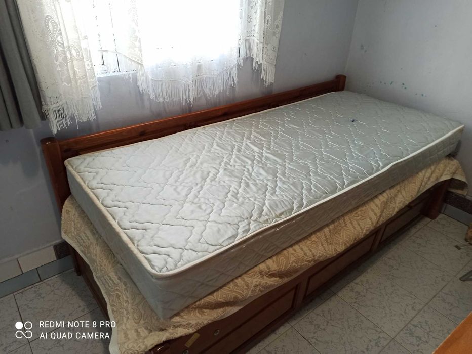 Спалня 144/190 и легло сандвич 80/190 гр. Бургас Меден рудник - зона А • OLX.bg