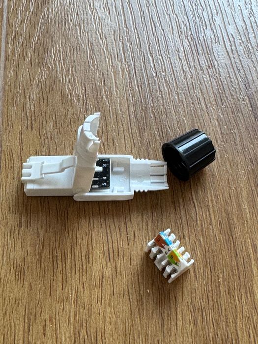 Mufa Ethernet RJ45 fara sertizare tool free CAT6 CAT6A CAT7 CAT8 ...
