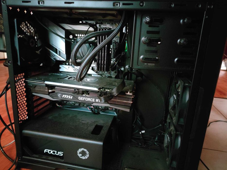 Unitate calculator pc gaming i7-11700K 32GB RTX 3070Ti racire cu apa ...