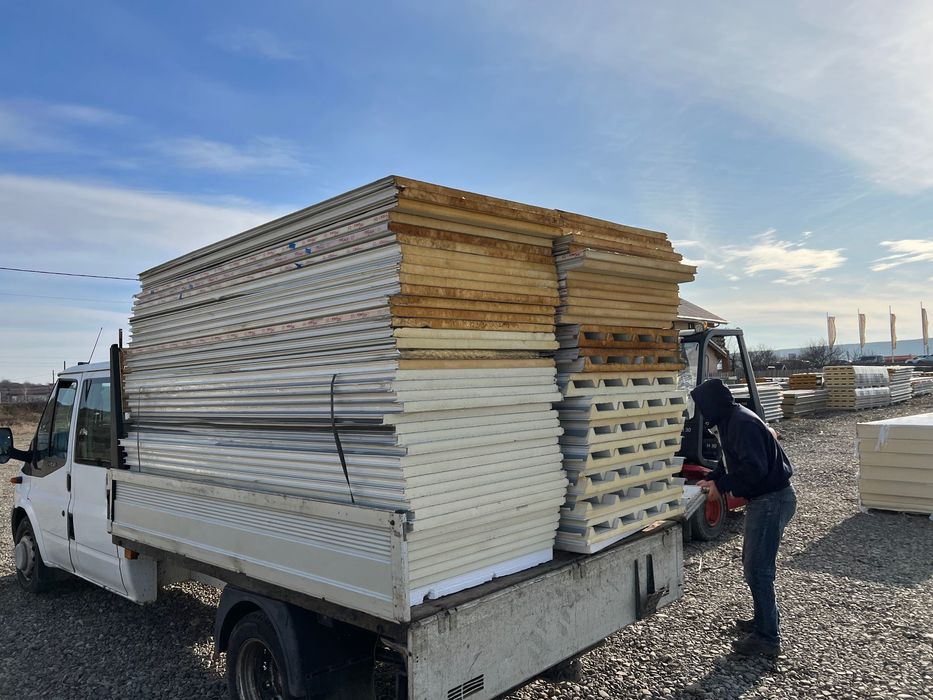 Panouri sandwich calitatea 2 Spuma-Vata Roman • OLX.ro