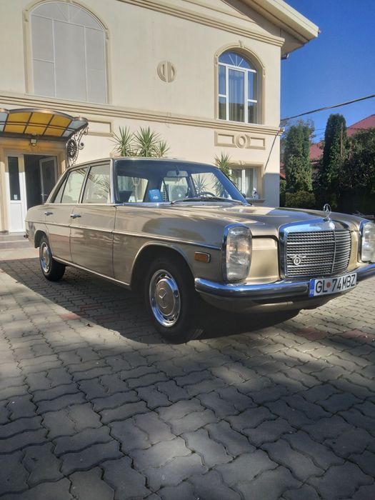 Mercedes w115 de epoca Tecuci • OLX.ro