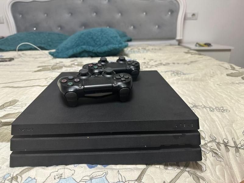 PS 4 PRO 4k 1T plus jocuri Raspund doar pe olx Buzau • OLX.ro