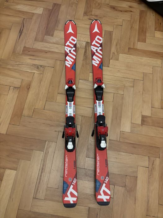 Schiuri Atomic redstre xt 140 Brasov • OLX.ro