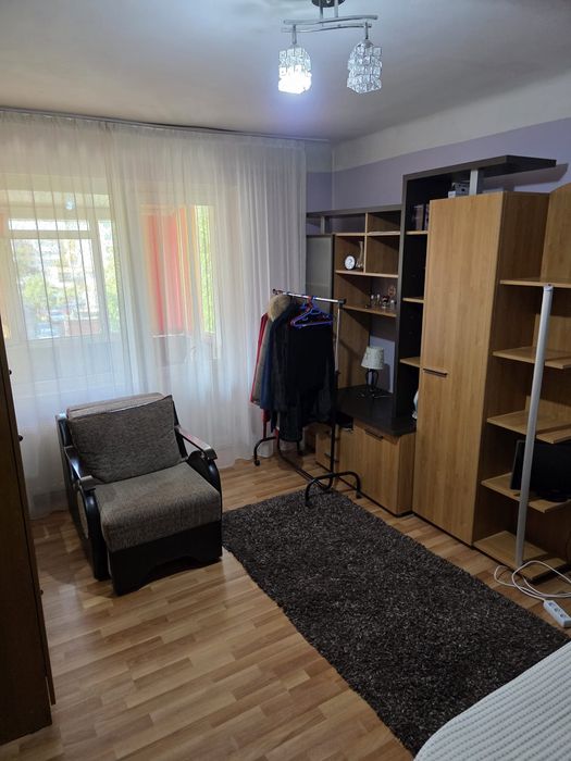Garsoniere de vânzare Pitesti • OLX.ro