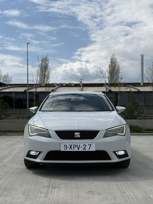 Seat Leon ST Line Ecomotive / Full LED / Matrix Paulesti • OLX.ro