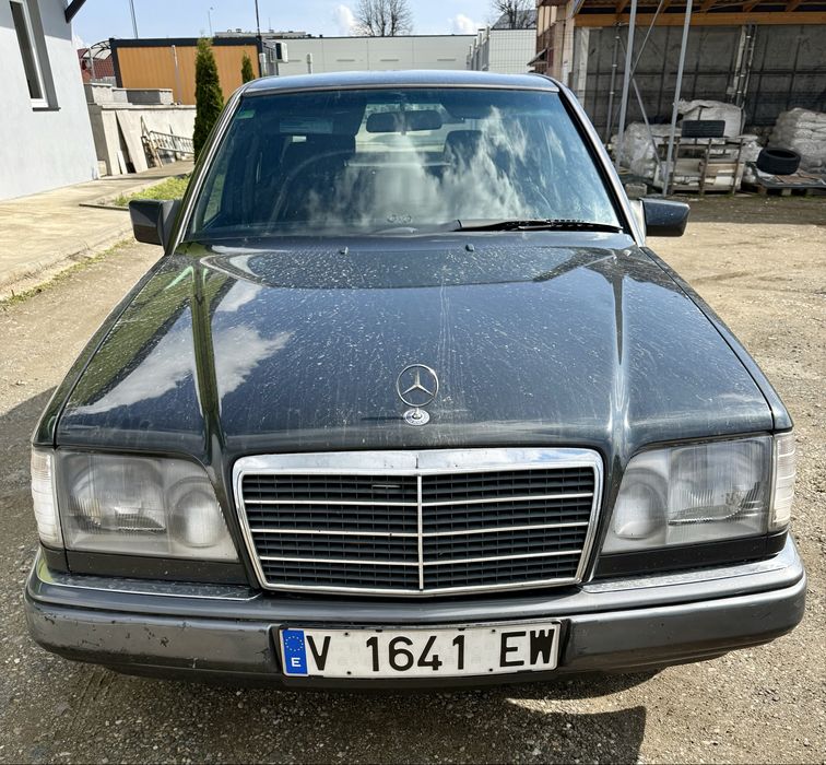 Mercedes w124 E300 diesel 136 cp Seini • OLX.ro