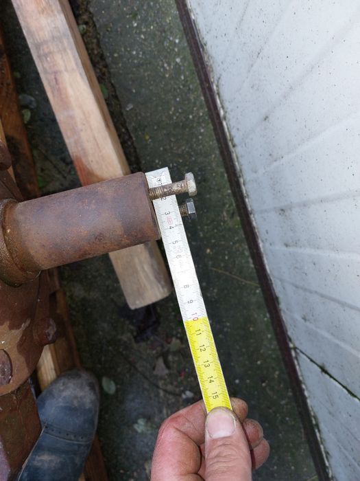 Reductor cu raport 73/1 pt spargator lemne ,presa peletii Poroschia ...