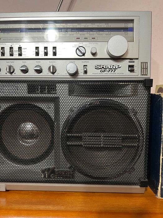 Radio casetofon SHARP GF 777 boombox stare perfecta Galati • OLX.ro