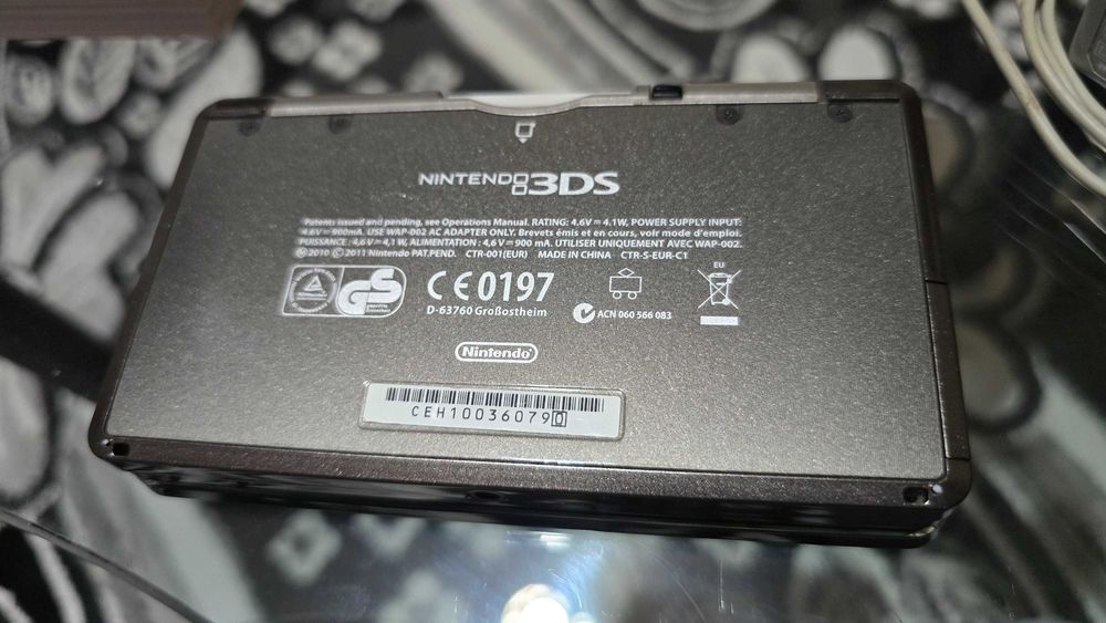 Nintendo 3DS - Cosmo Black Vulcan • OLX.ro