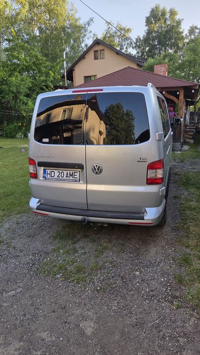 Vw t5 2.0 caravelle 4x4 8+1 loc. Lupeni • OLX.ro