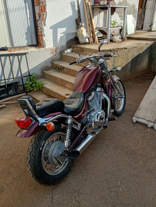 Suzuki Intruder VS 750 Sfantu Gheorghe • OLX.ro