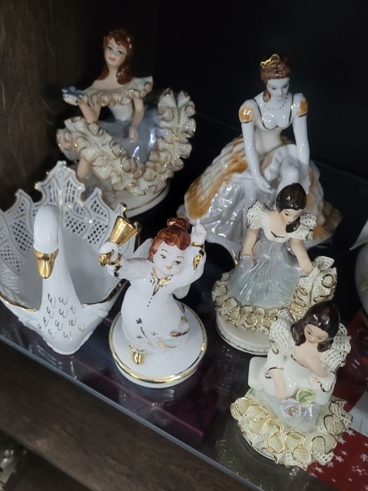 Bibelouri porțelan Ploiesti • OLX.ro