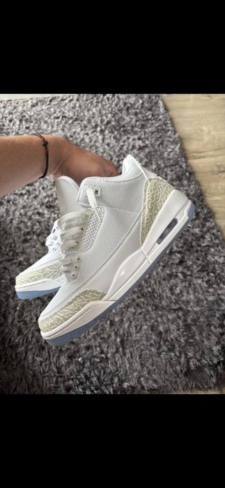 Jordan 3 pure white Suceava • OLX.ro