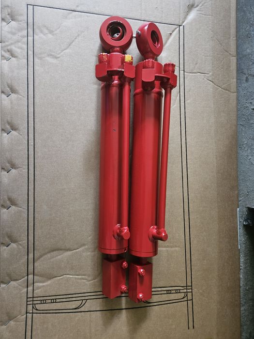 Cilindru servodirectie u445 DT Mioveni • OLX.ro