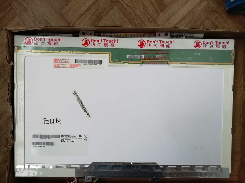 Display laptop 15,4 / 15,6 inch, LCD CCFL, 30 pini, functionale Brasov ...