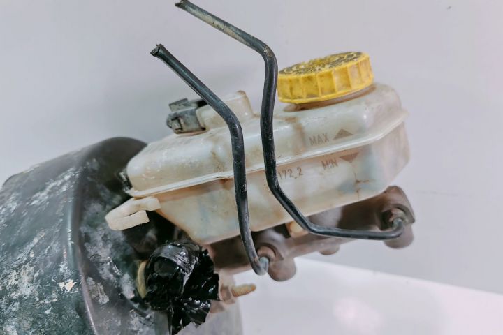 Tulumba Frana cu pompa centrala 6Q1614105R Volkswagen VW Polo a 4-a ...