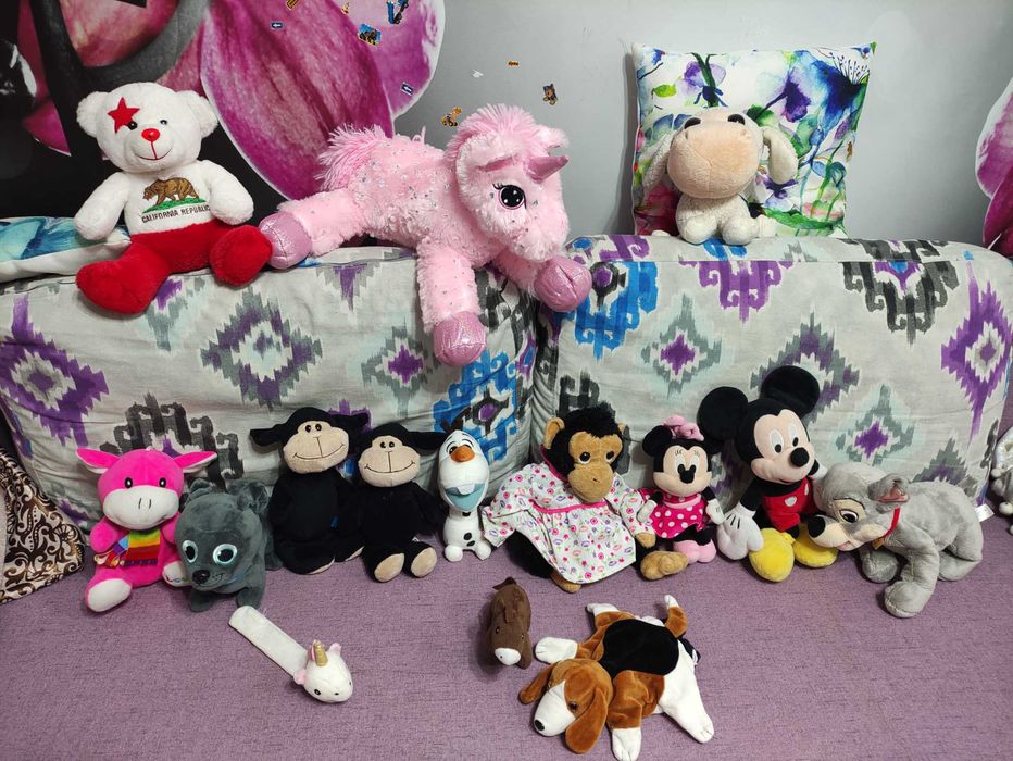 Plusuri plushuri papusi jucarii de plus minnie mickey unicorn maimuta ...