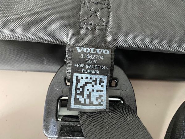 Plasa Portbagaj Nylon Volvo V60 2018-2024 31462794 Baia • OLX.ro