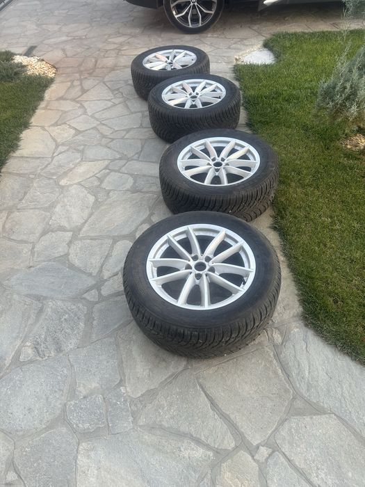 Jante originale bmw 18 cu cauciucuri iarna Nokian profil 7 mm Craiova • OLX.ro
