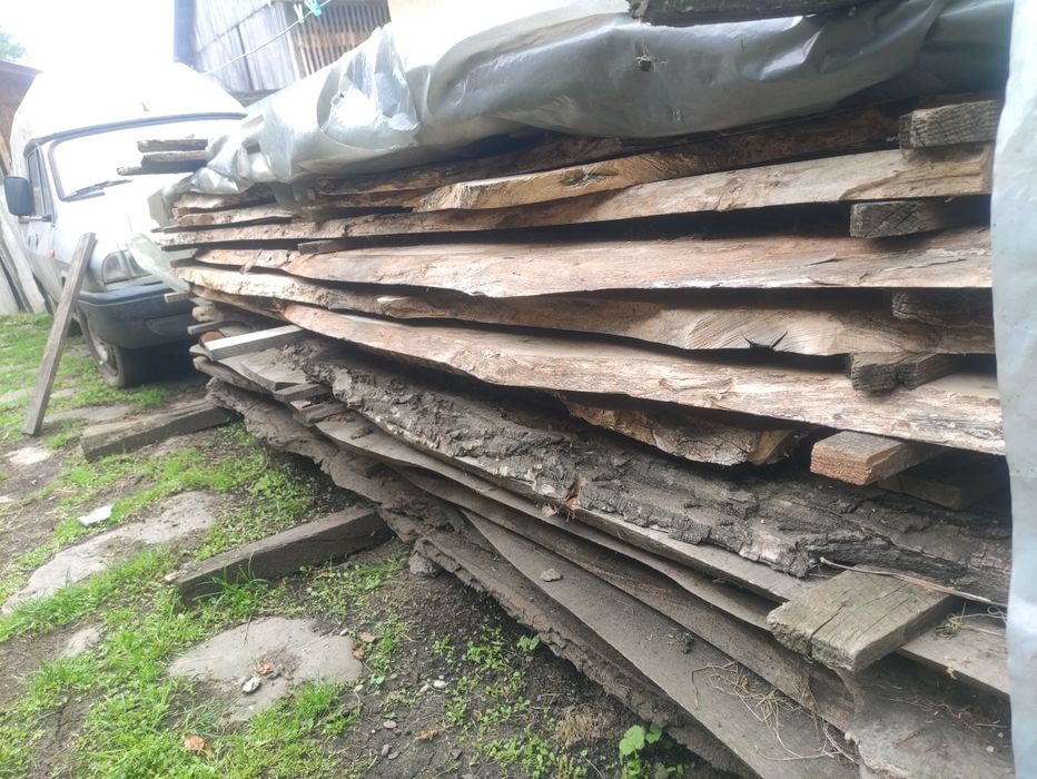 Scândură cherestea nuc uscată aprox 1,5mc Stefesti • OLX.ro