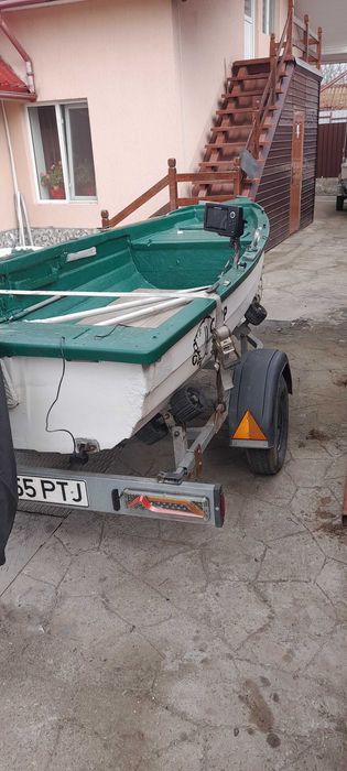 Vand barca tip laguna Eforie • OLX.ro