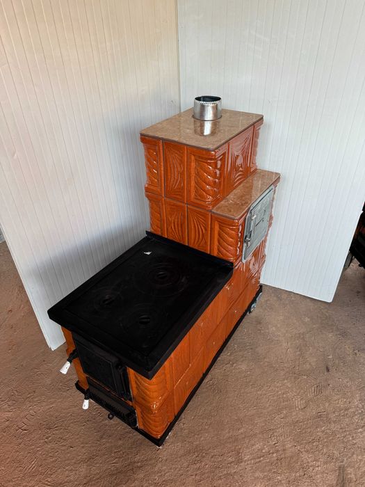 Soba de teracota 4 randuri pe roti cu plita mare si cuptor Corbi • OLX.ro