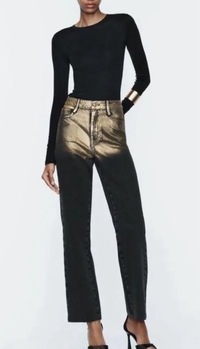 Ефектни дънки Zara с. Панчарево • OLX.bg