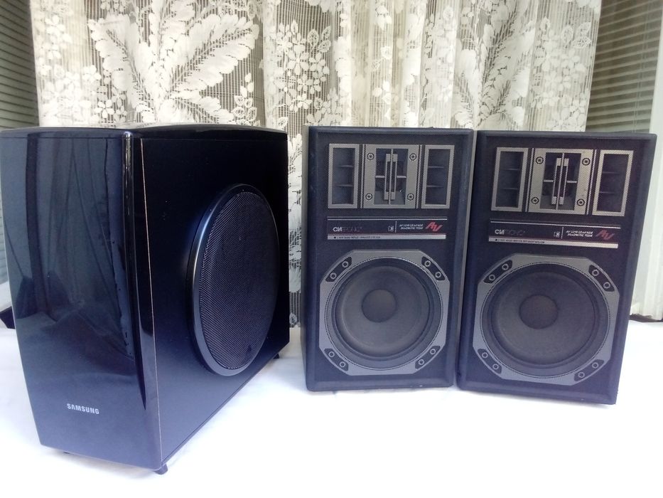 Boxe Clatronic ( Toshiba ) și subwoofer Samsung Constanta • OLX.ro