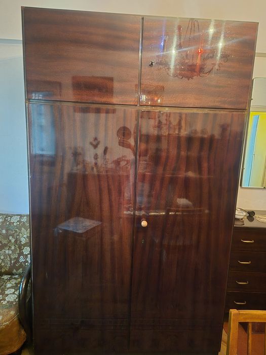 Donez mobila veche Bucuresti Sectorul 3 • OLX.ro