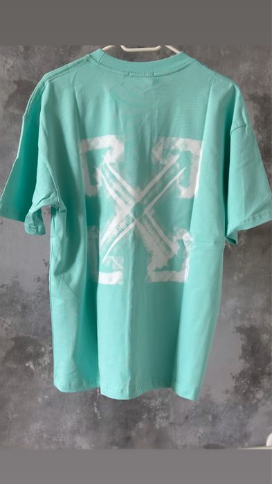 Tricou Off White oversize X Bucuresti Sectorul 3 • OLX.ro