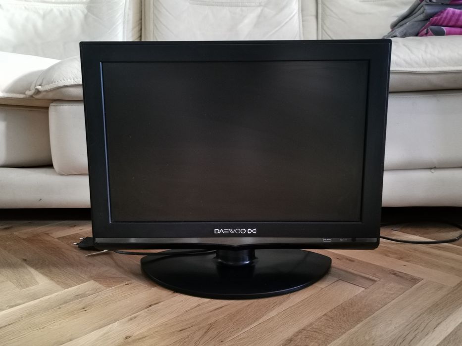 Телевизор DAEWOO 19" LCD гр. София Красно село • OLX.bg