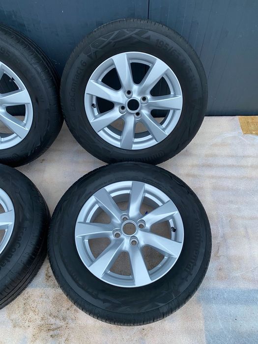 Jante noi R15 cu anvelope vara 195 65 R15 Logan Sandero Dokker Clio ...