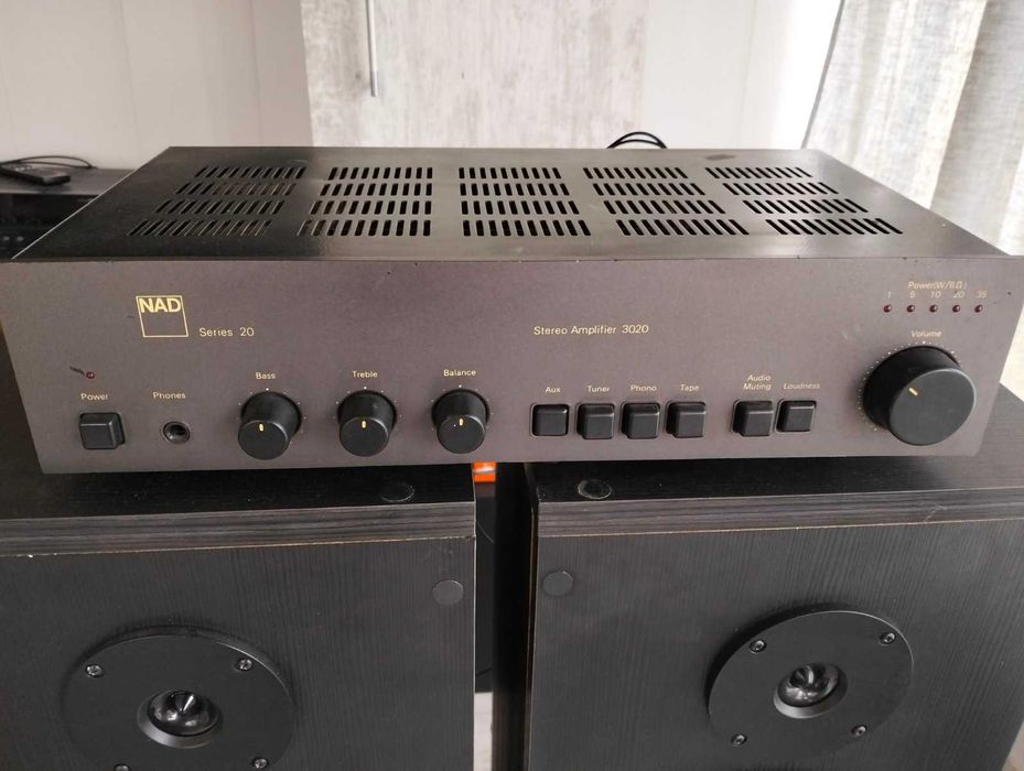 Продавам усилвател NAD 3020 гр. Пловдив Тракия • OLX.bg