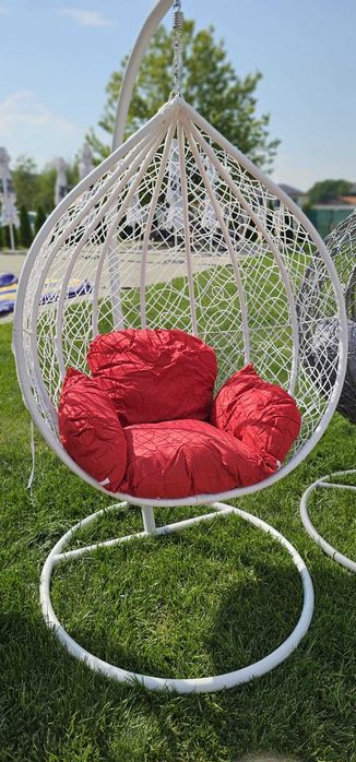 Balansoare, leagan, fotoliu suspendat, terasa, curte, gradina, Baia ...