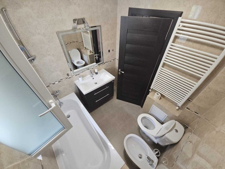 Pacurari-Rasarit de Soare. 3 cam., 2 bai, loc parc.+boxa, semimobilat ...