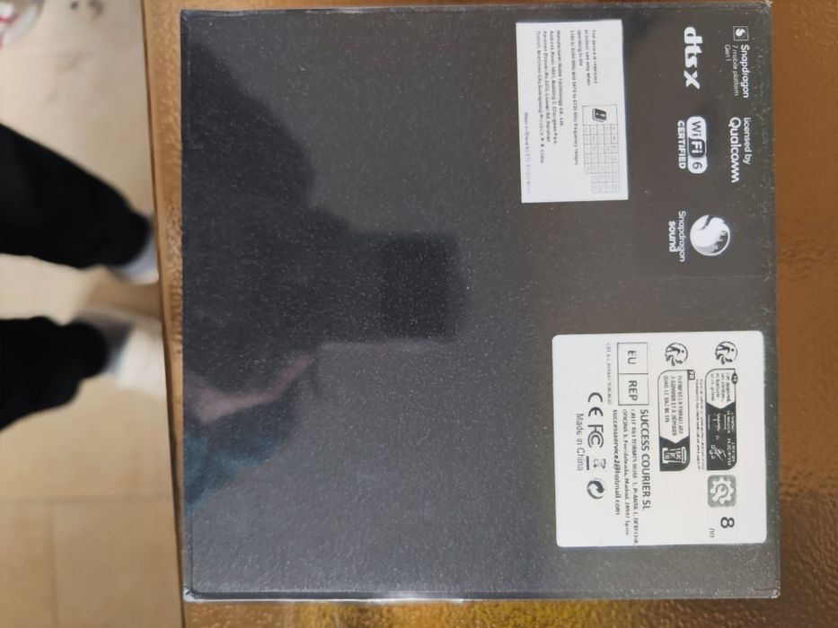 ZTE Nubia Flip 5G ,8GB/256GB , Global version,златист, сгъваем гр. Банско • OLX.bg