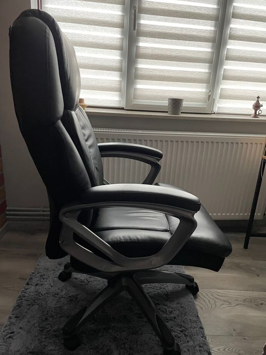 Vând scaun birou directorial Gherla • OLX.ro