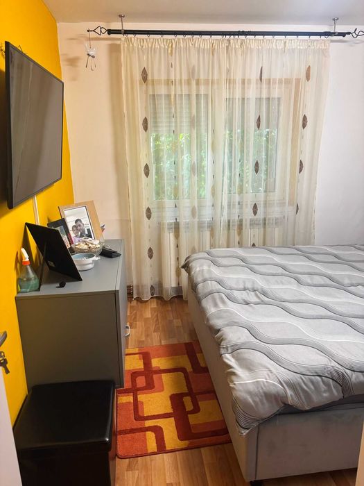 Decomandat 2 camere Craiova • OLX.ro