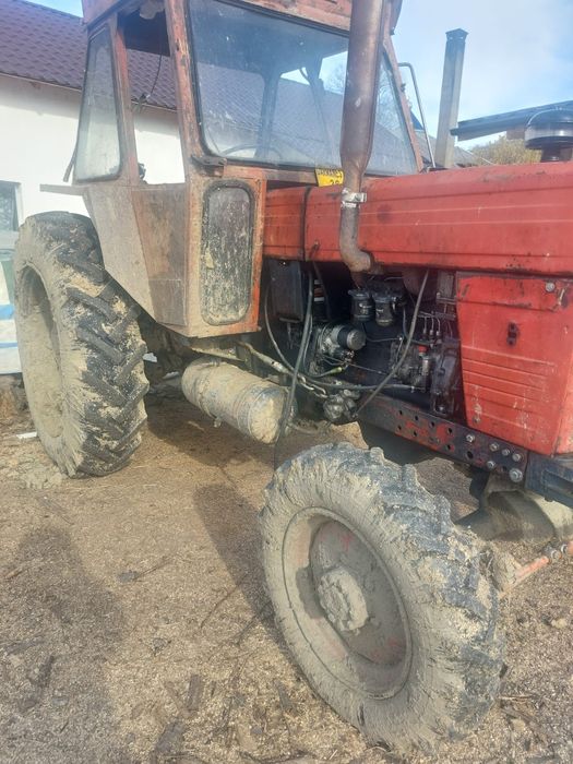 Vând tractor UTB 651 forestier 4x4 Darmanesti • OLX.ro