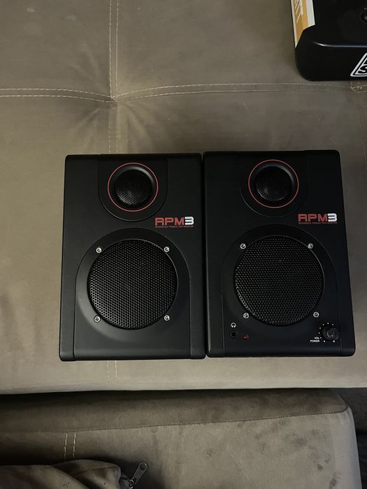 Активни мониторни тонколони Akai rpm3 с. Кортен • OLX.bg