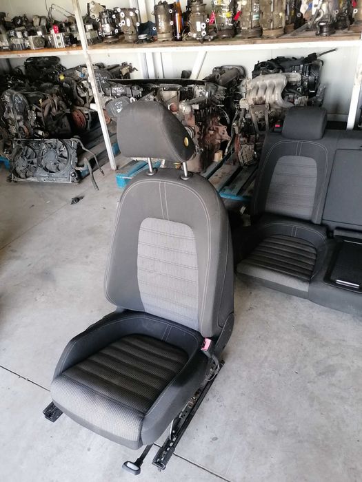 Interior passat cc textil Craiova • OLX.ro