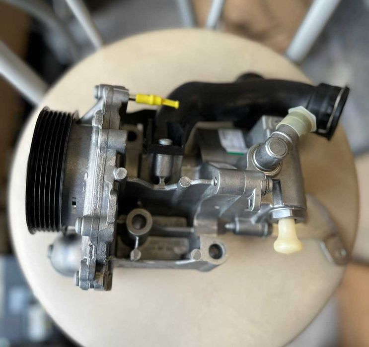 Водна/хидравлична помпа JEEP COMPASS/PATRIOT/CALIBER 2.2 CRDI 68090692 ...