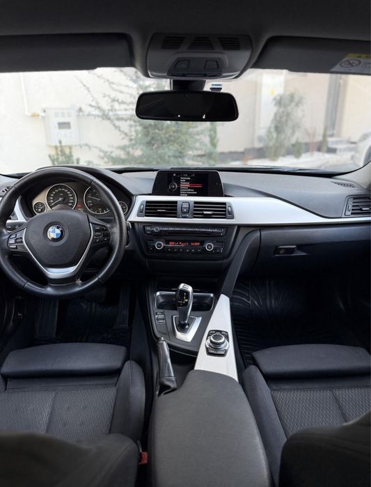 BMW Seria 3 F30 320D 184 CP AUTOMAT Bi Xenon Craiova • OLX.ro