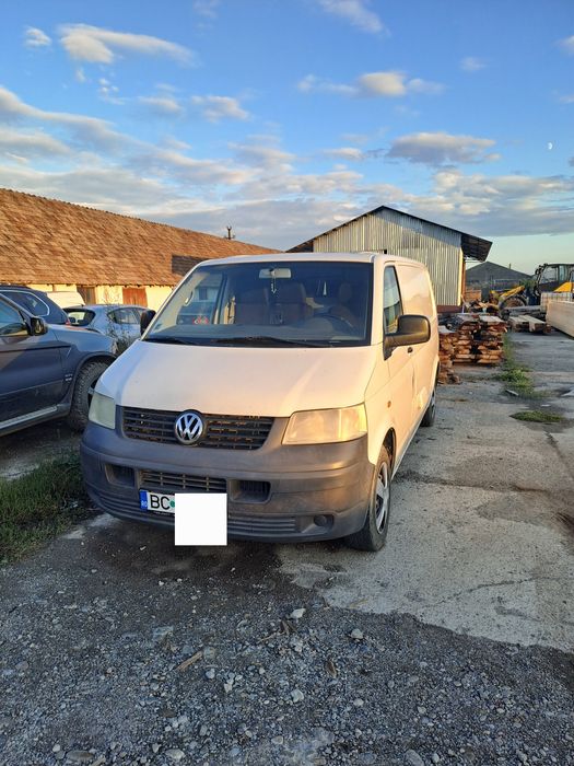 VW T5 Transporter maxim de lung Buhusi • OLX.ro