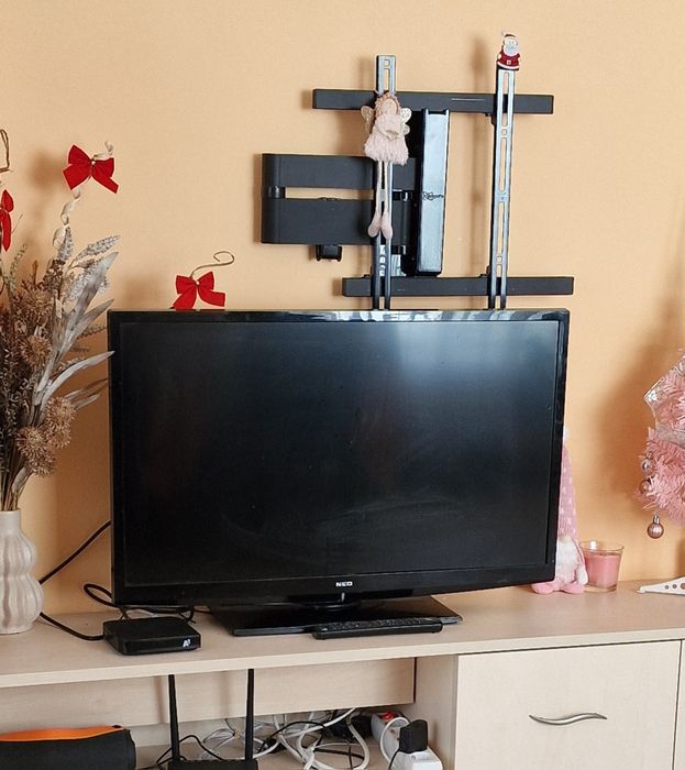 Продавам телевизор NEO 32 inch без дистанционно гр. София Младост 2 • OLX.bg