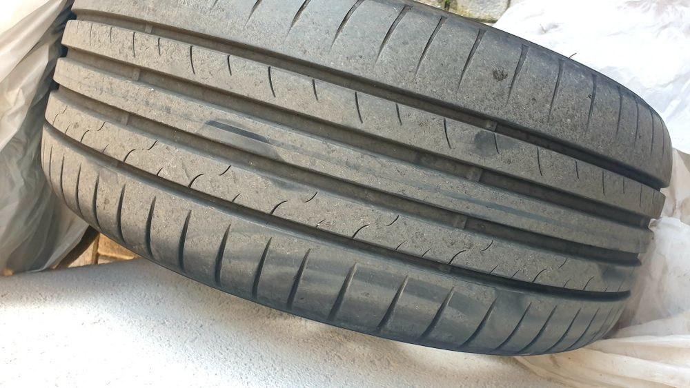 Set de 4 jante oem skoda 225/45/17 echipate cu anvelope Dunlop ...