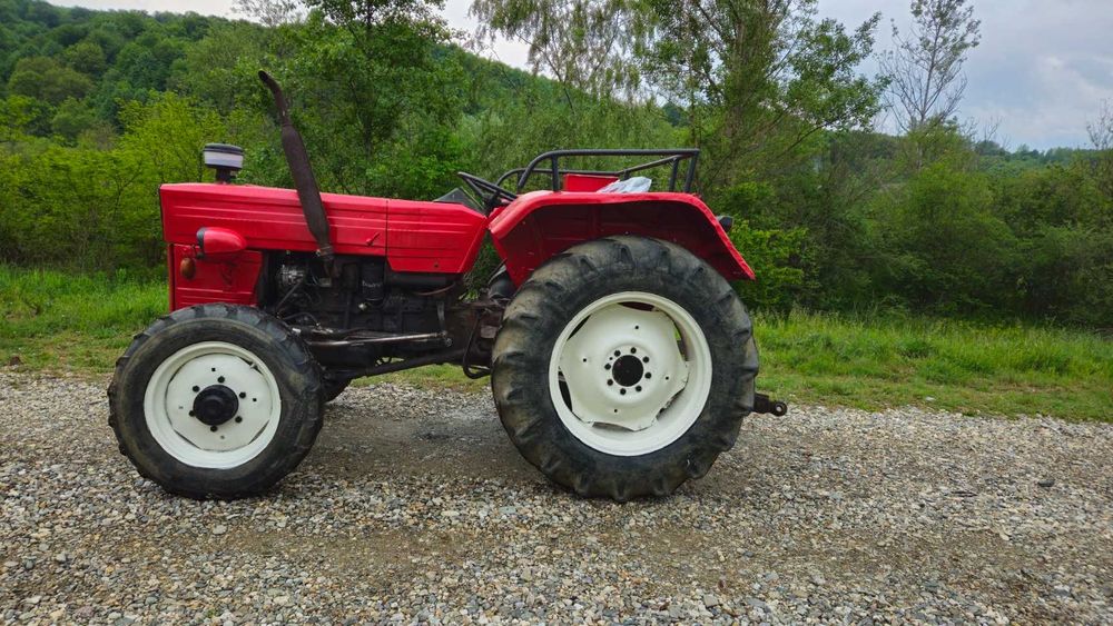 Vand Tractor 445 DT 4x4 Salatrucel • OLX.ro