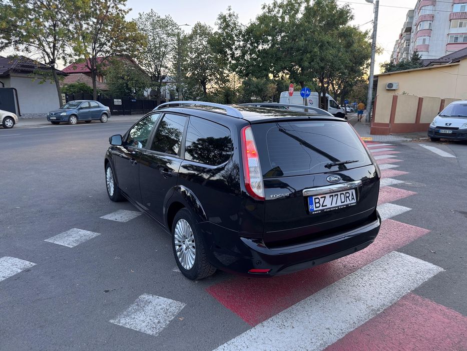 Ford Focus 2 Facelift 1.6 Benzina Clasic TITANIUM Clina Pdc Comp Pilot ...