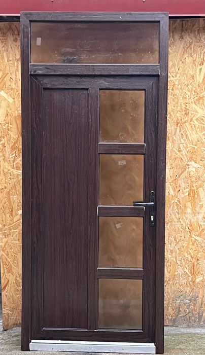 Vând ușă intrare termopan, culoare wenge + geam Cluj-Napoca • OLX.ro